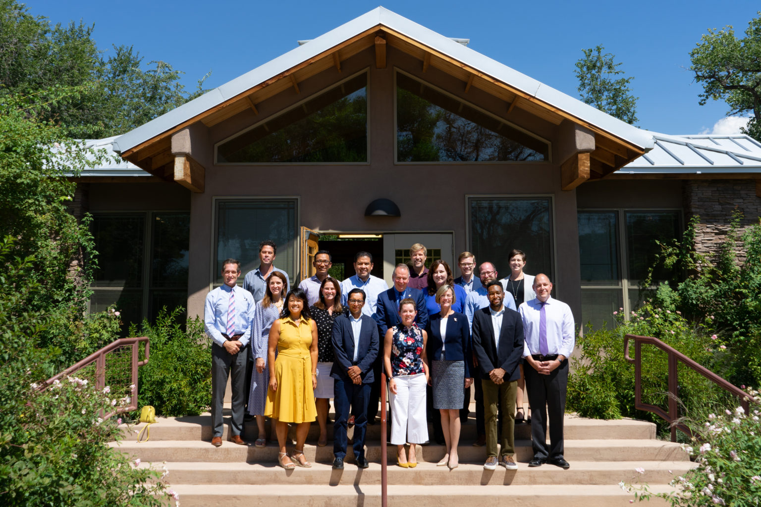 Albuquerque Mayor Tim Keller welcomes the Mayors' Institute on City ...